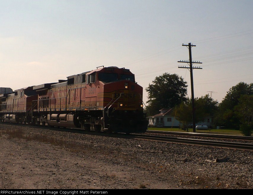 BNSF 5521